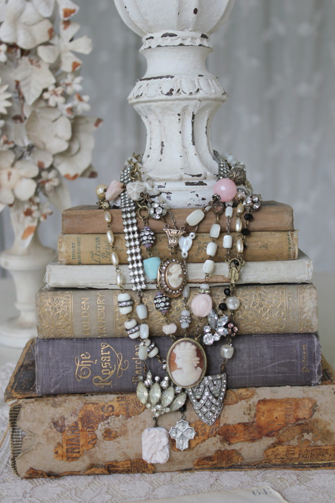 Friday Favorites #100 - Living Vintage Friday Favorites #100 - Living Vintage